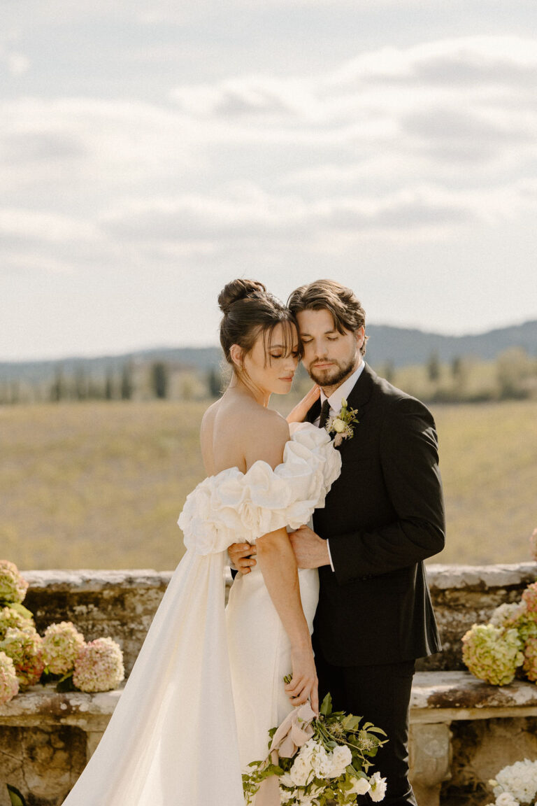 Tuscany Destination Wedding Photography: A Luxuriously Curated Wedding ...